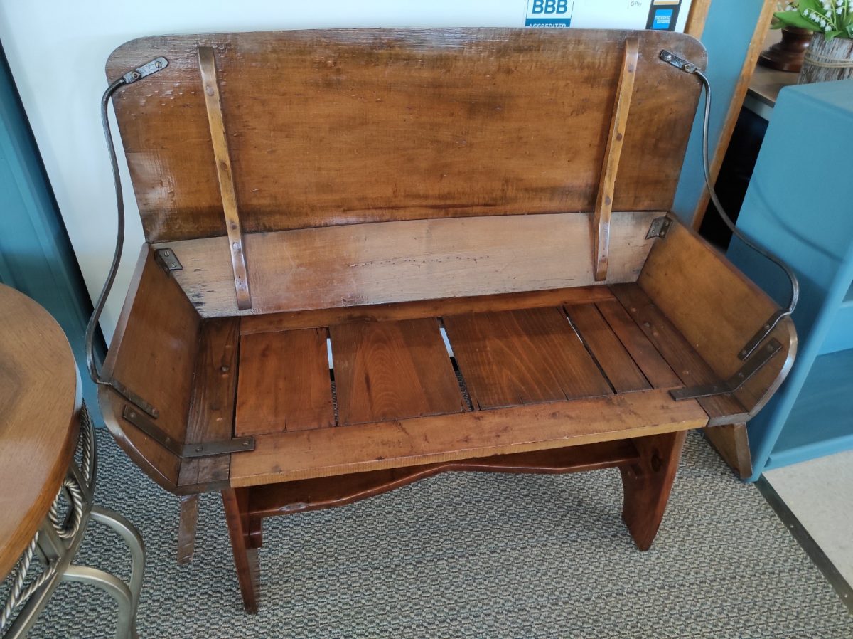 Amish Buggy Bench | Roth & Brader Furniture