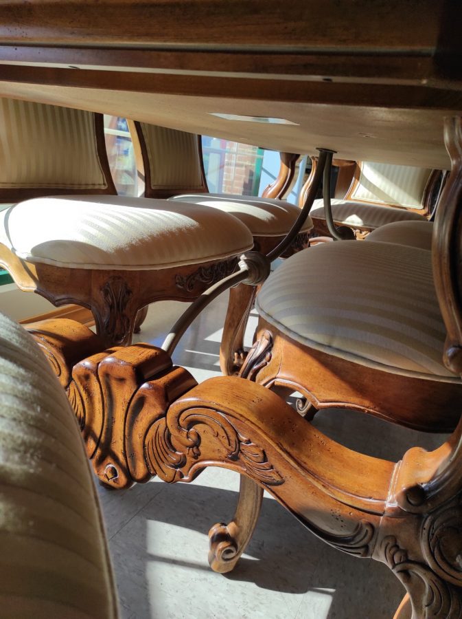 Century Dining Table | Roth & Brader Furniture