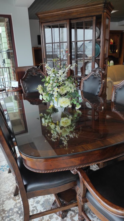 Ornate Dining Table W/ 6 Chairs & 2 Boards | Roth & Brader Furniture