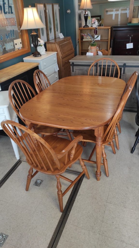 Solid Oak Table W/ 6 Chairs + 2 Boards | Roth & Brader Furniture