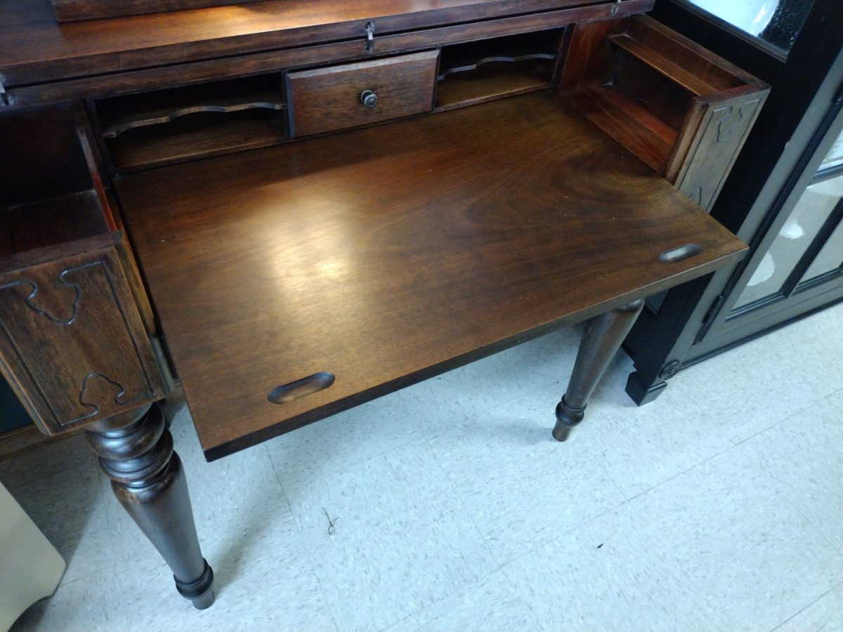 Antique Mahogany Butler'S Desk | Roth & Brader Furniture