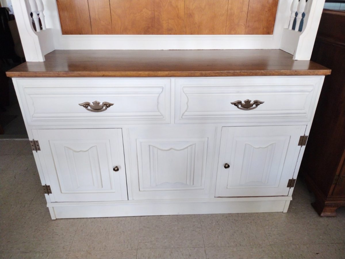 White Painted Farmhouse Hutch | Roth & Brader Furniture