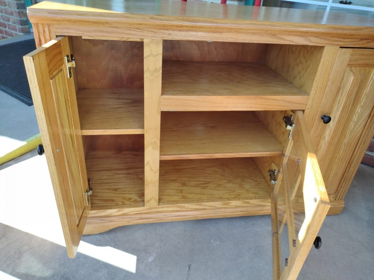 Light Oak TV Stand | Roth & Brader Furniture