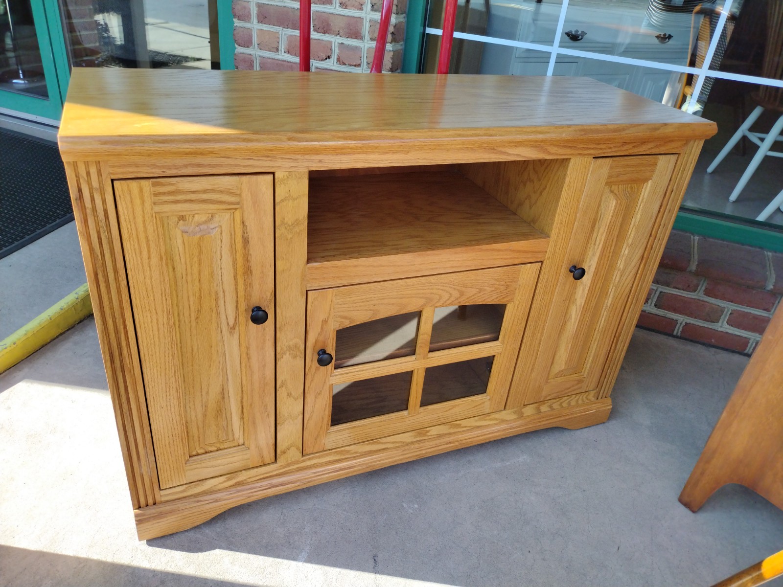 Light Oak TV Stand Roth Brader Furniture