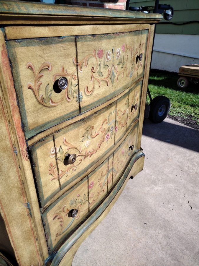 Decorative Chest of Drawers | Roth & Brader Furniture