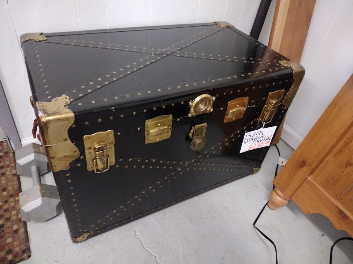 Black Steamer Trunk w Interior Shelf | Roth & Brader Furniture