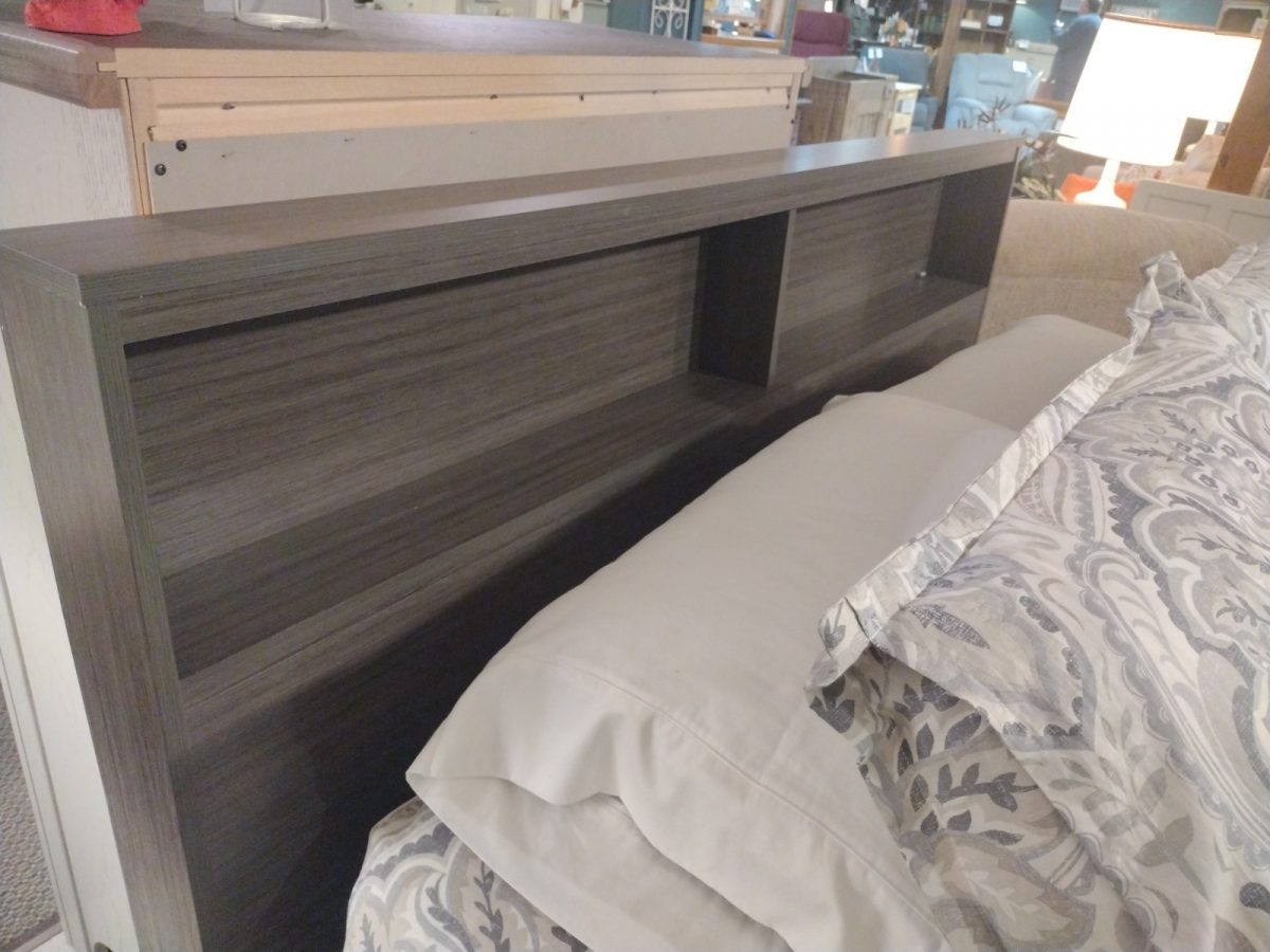 Gray Contemporary Bedroom Suite | Roth & Brader Furniture