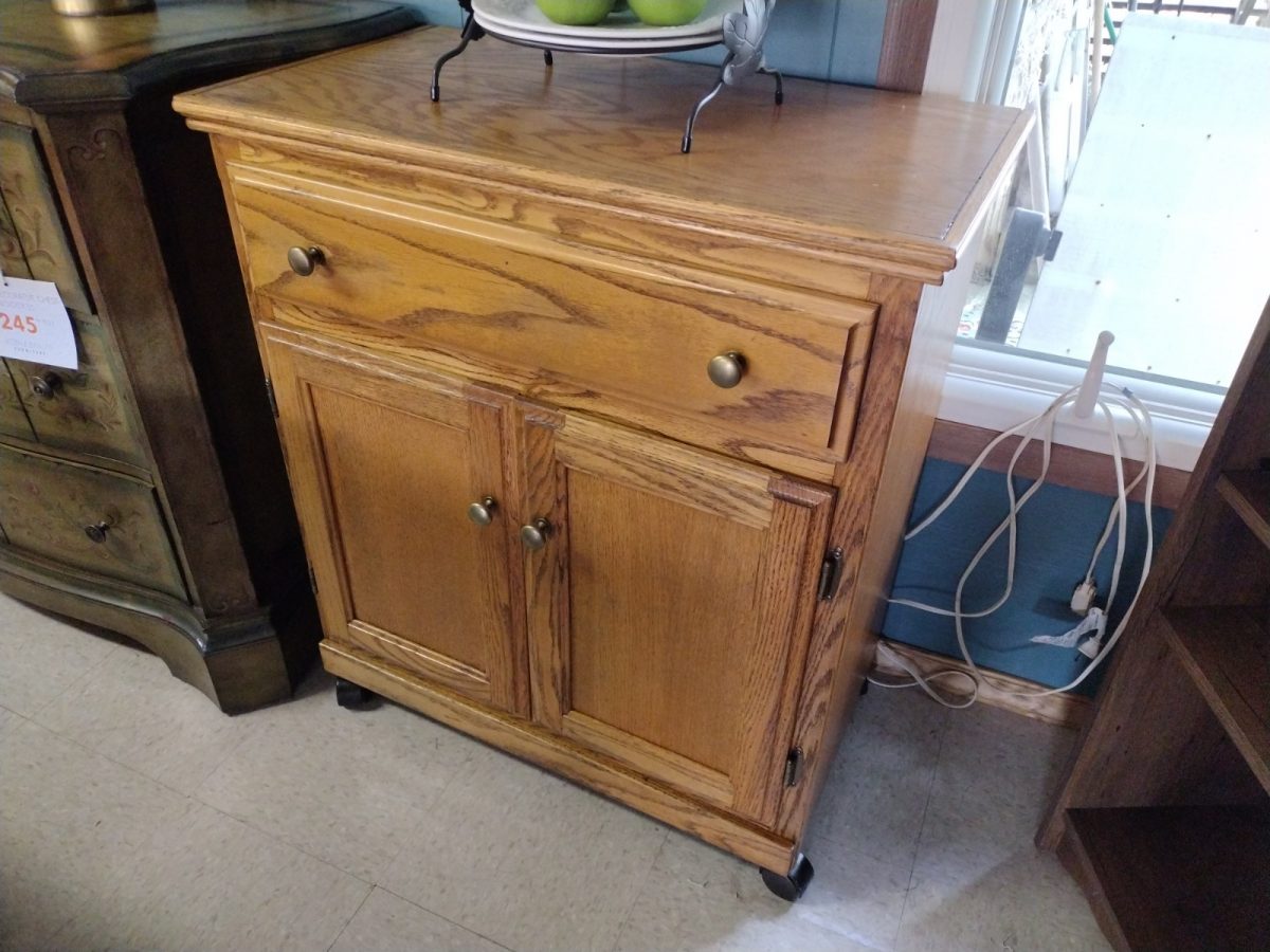 Oak Microwave Cart on Wheels | Roth & Brader Furniture