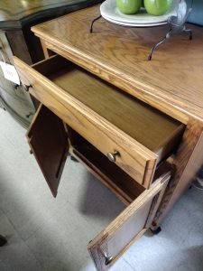 Oak Microwave Cart on Wheels | Roth & Brader Furniture