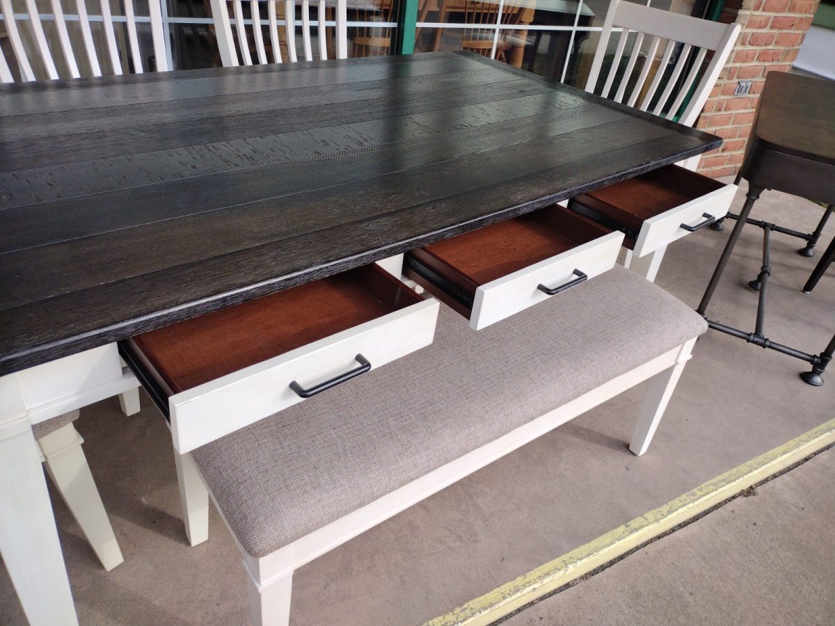 White Farmhouse Table w/ 4 Chairs & Storage Bench | Roth & Brader Furniture