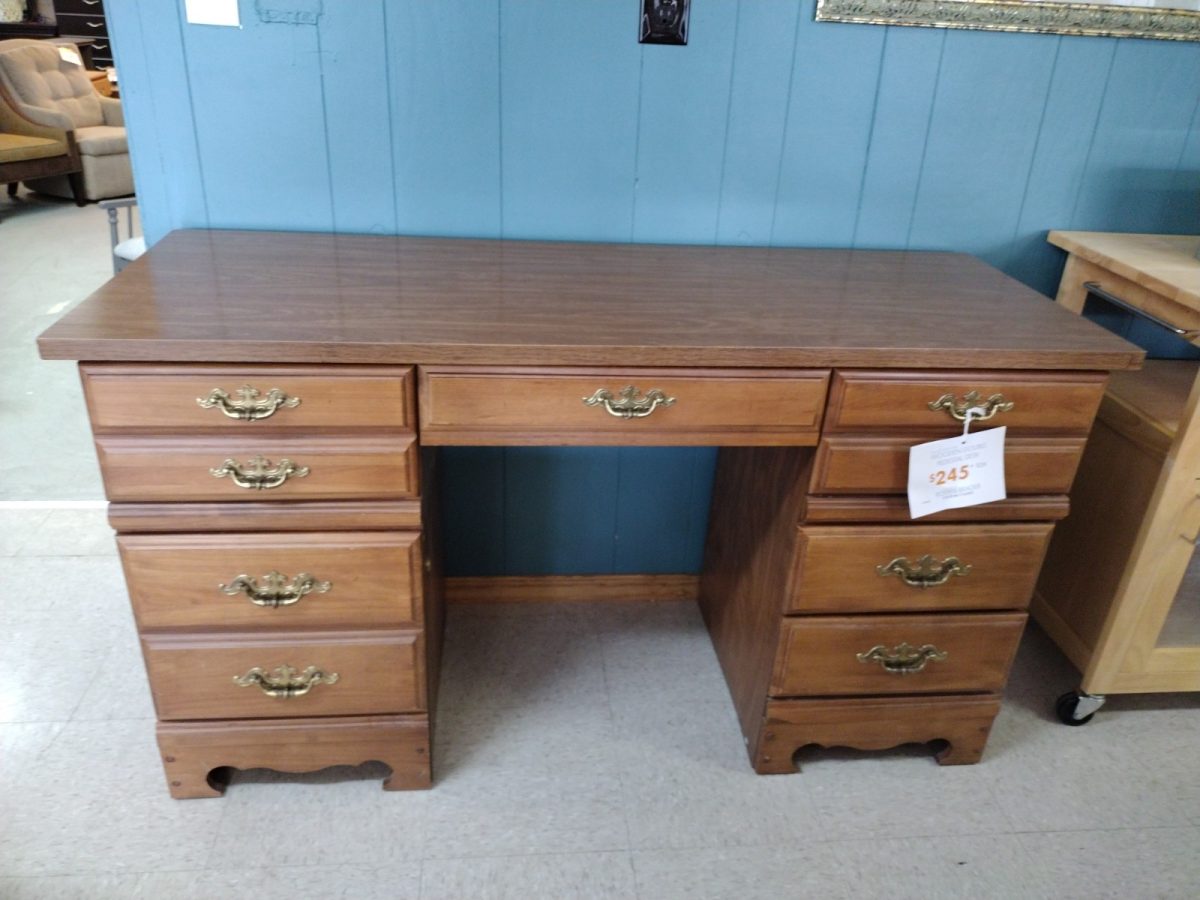 Wooden Double Pedestal Desk | Roth & Brader Furniture