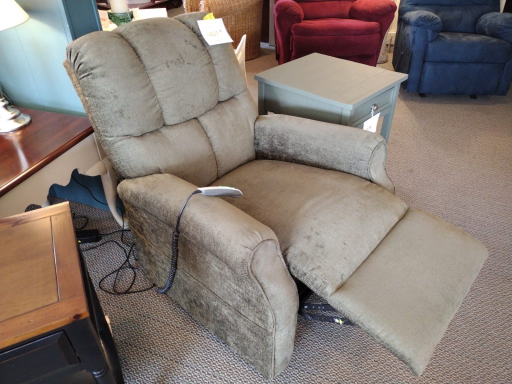 Olive Green Lift Chair | Roth & Brader Furniture