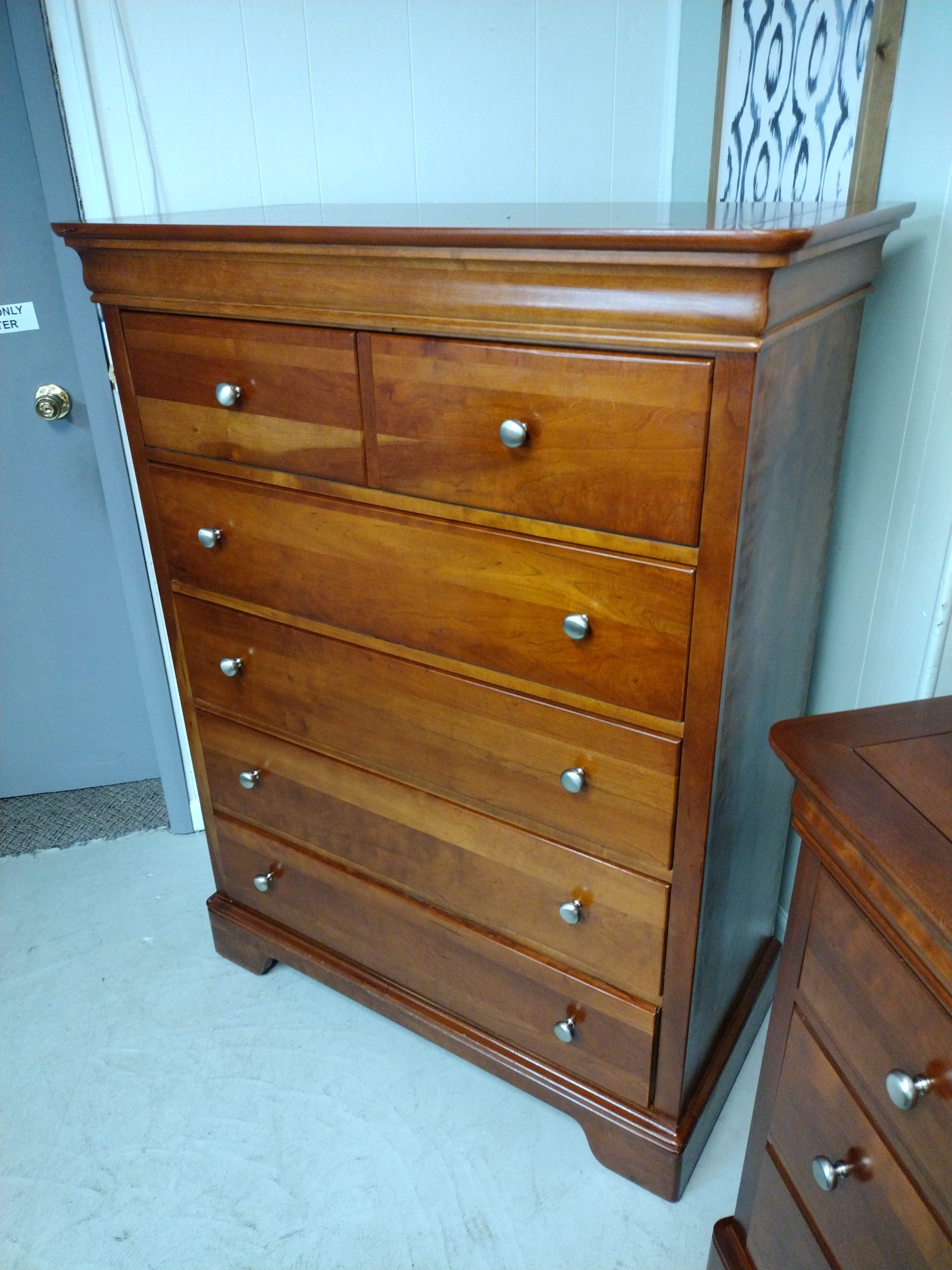Cherry Finish King Bedroom Set | Roth & Brader Furniture
