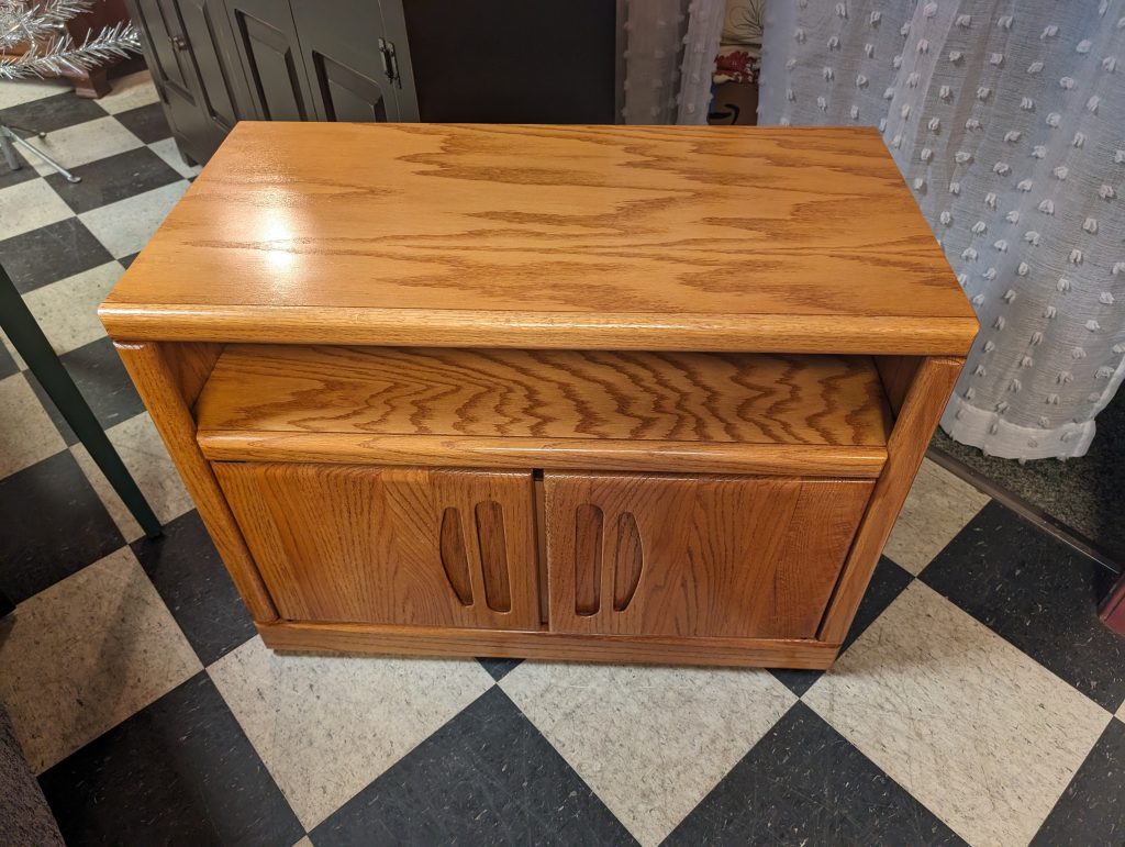 Oak Microwave Stand | Roth & Brader Furniture