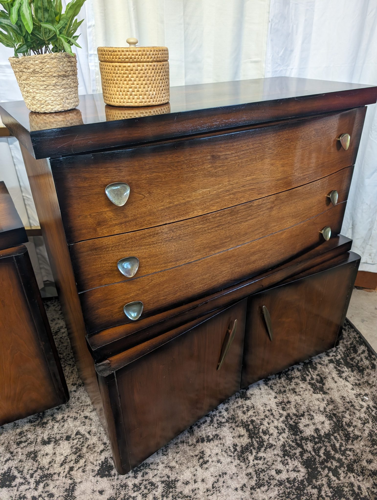 MCM Bedroom Suite | Roth & Brader Furniture