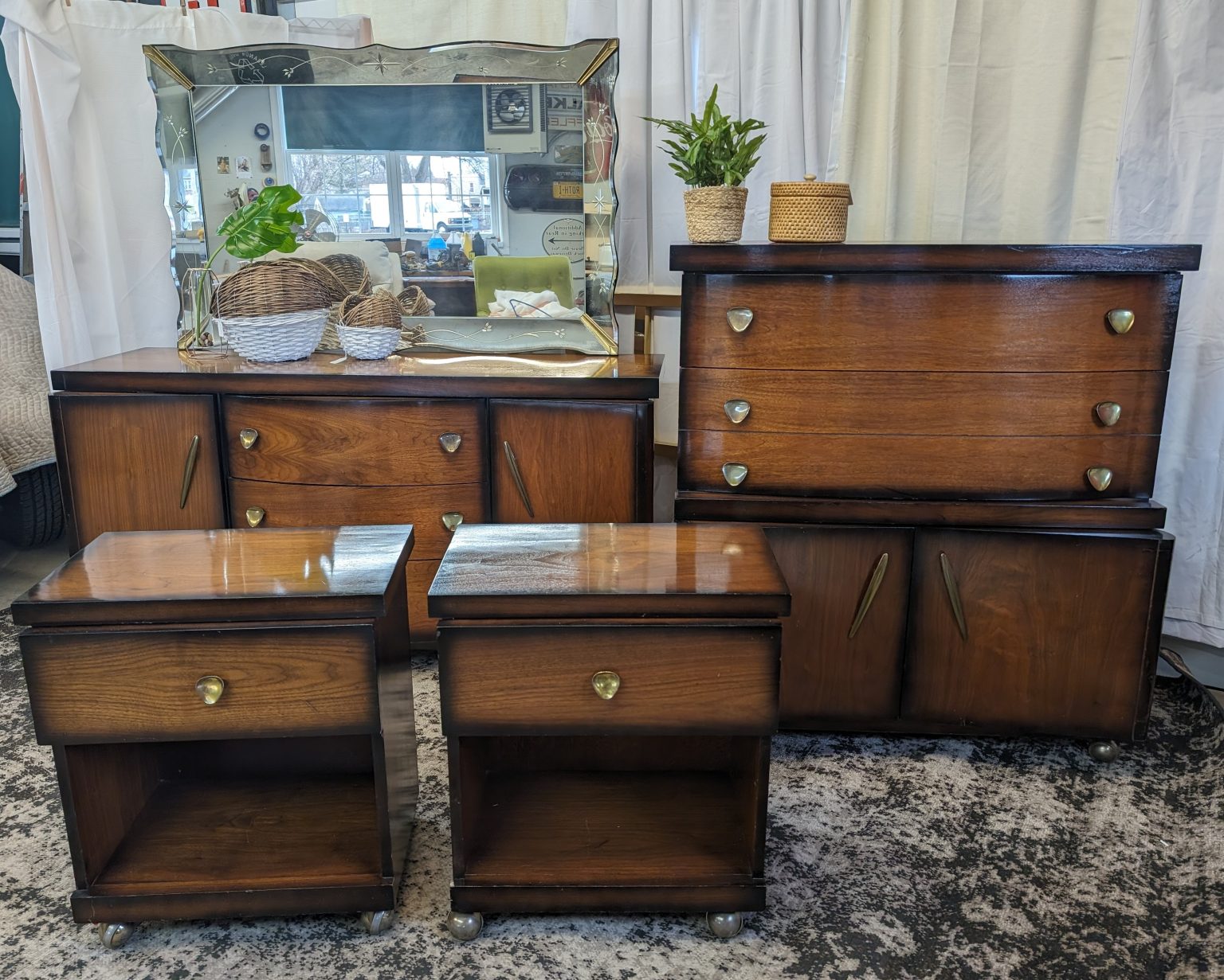 MCM Bedroom Suite | Roth & Brader Furniture