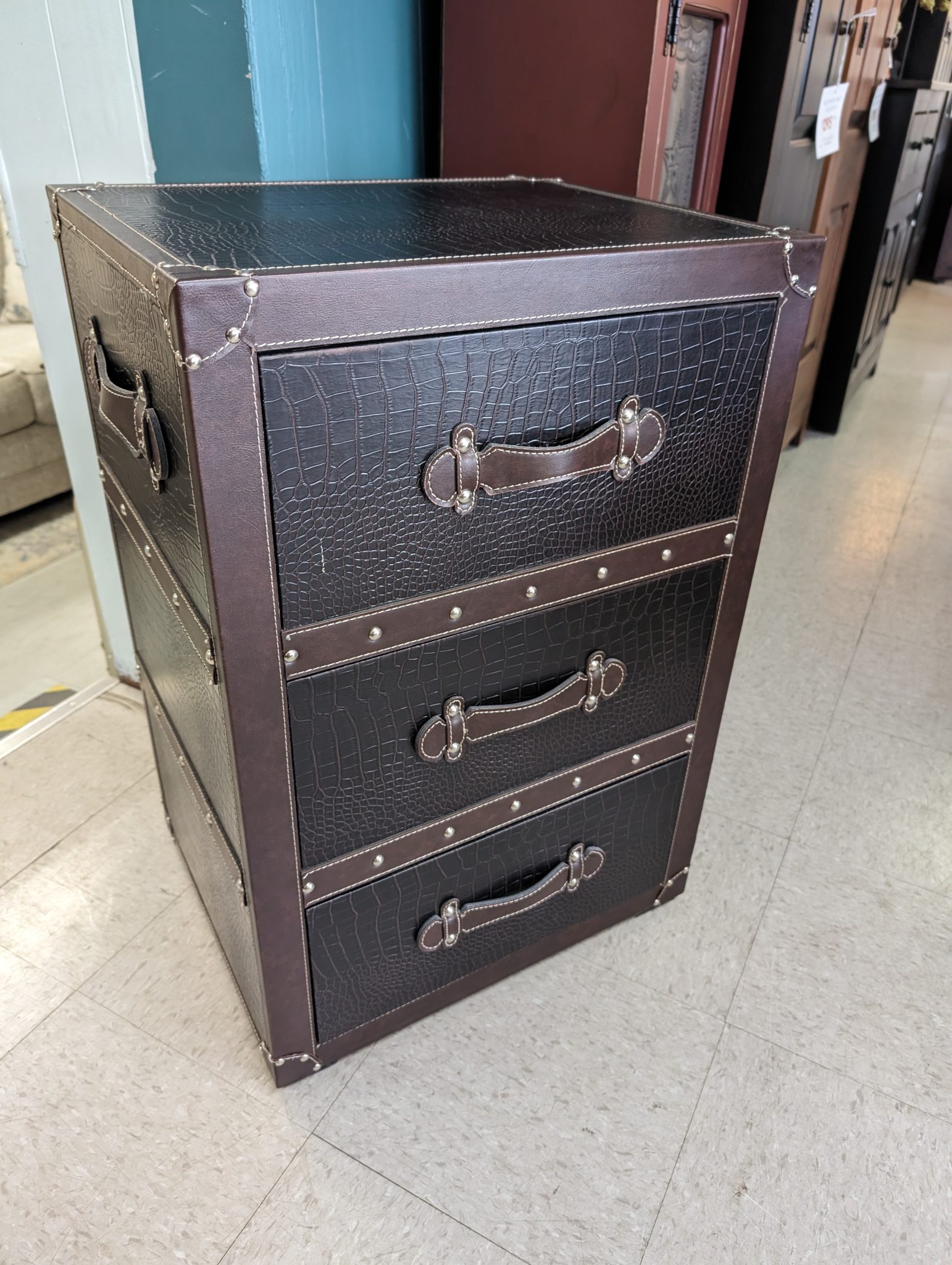 Trunk Style Chest with 3 Drawers | Roth & Brader Furniture