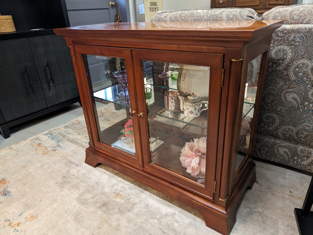 Lighted Cherry Curio Cabinet | Roth & Brader Furniture