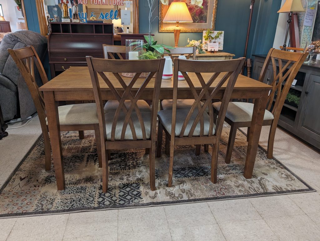Warm Oak Finish Table with 6 Chairs | Roth & Brader Furniture
