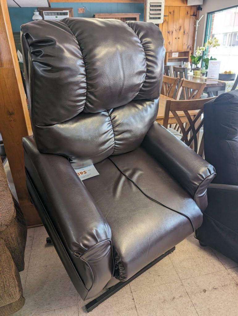 Dark Brown LA-Z-BOY Lift Chair | Roth & Brader Furniture
