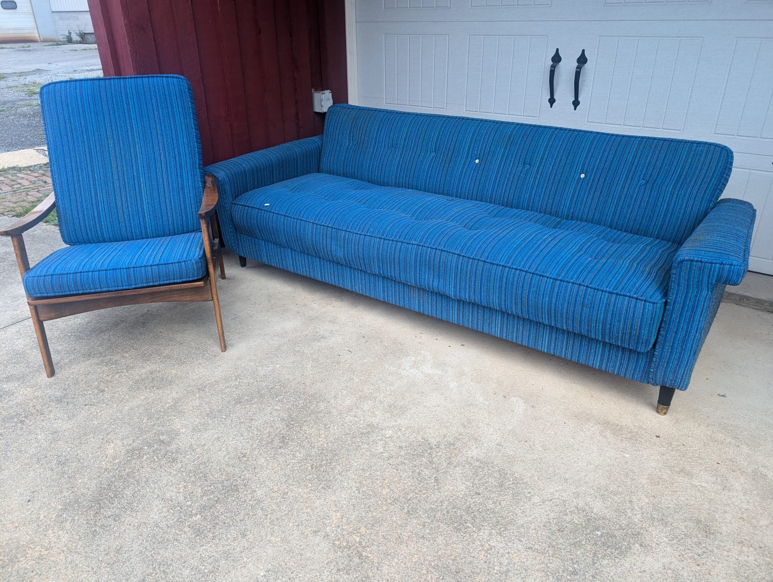 Royal Blue MCM Jackhammer Sofa Futon and Chair Set | Roth & Brader ...