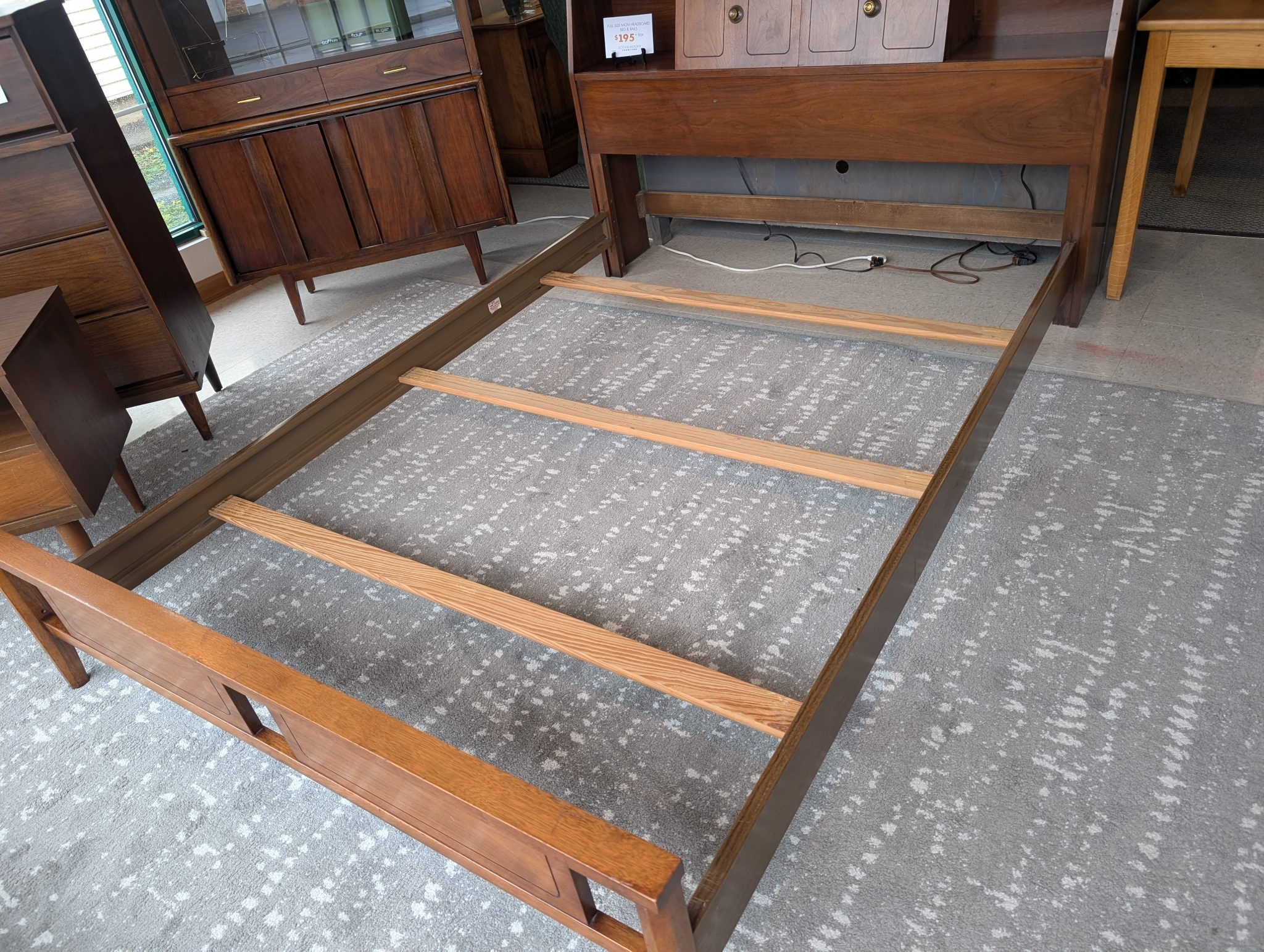 MCM Bedroom Set | Roth & Brader Furniture