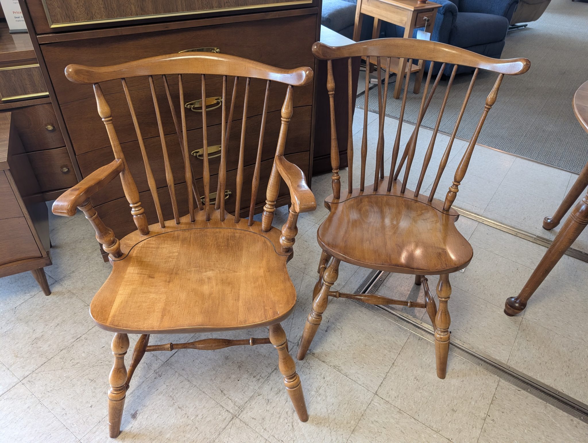 Maple Drop Leaf Table with 2 Boards, 4 Chairs | Roth & Brader Furniture