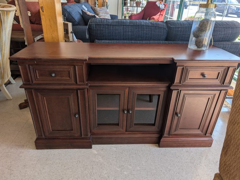 Traditionally Styled TV Stand | Roth & Brader Furniture