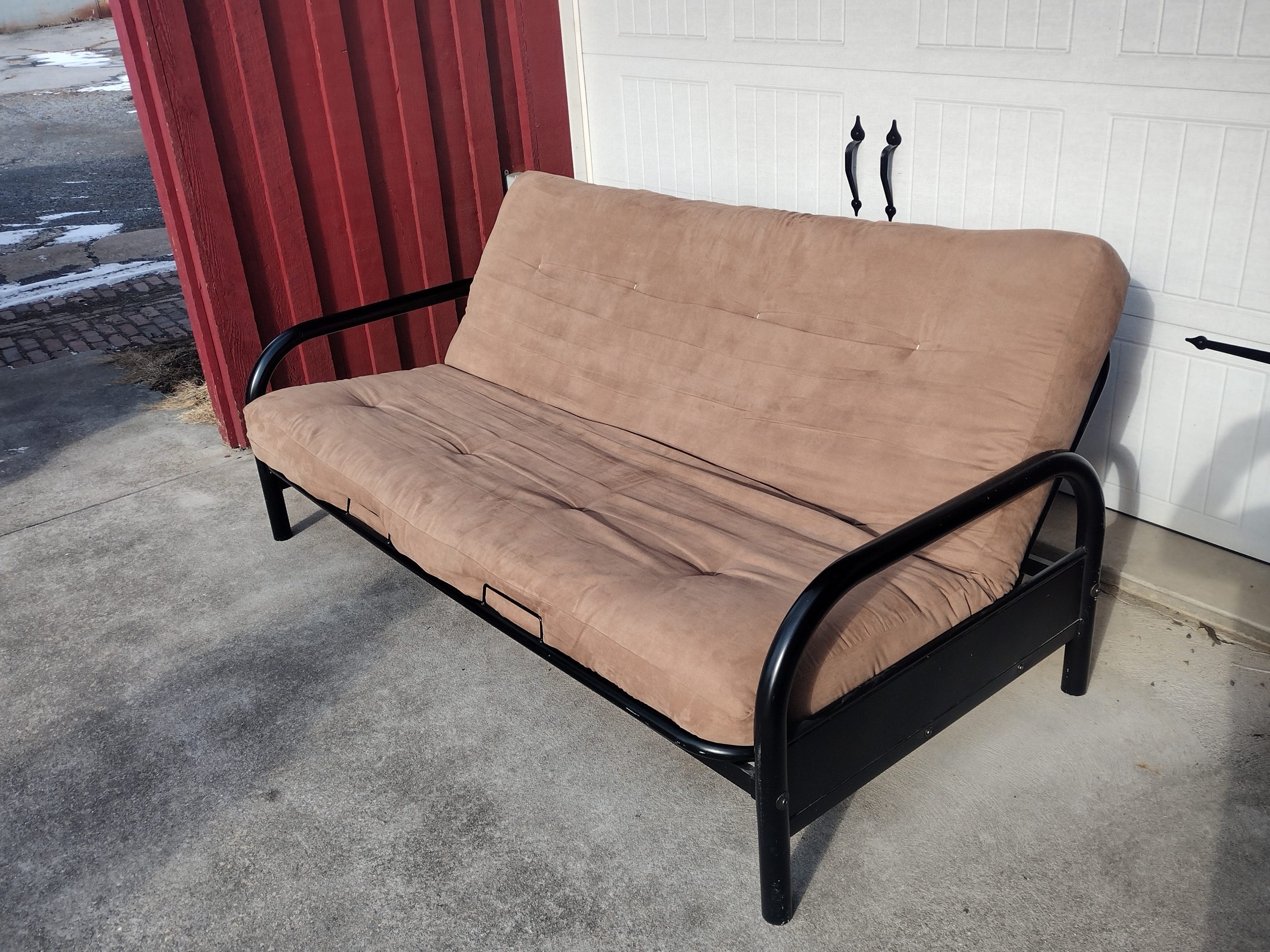 Black Metal Futon | Roth & Brader Furniture
